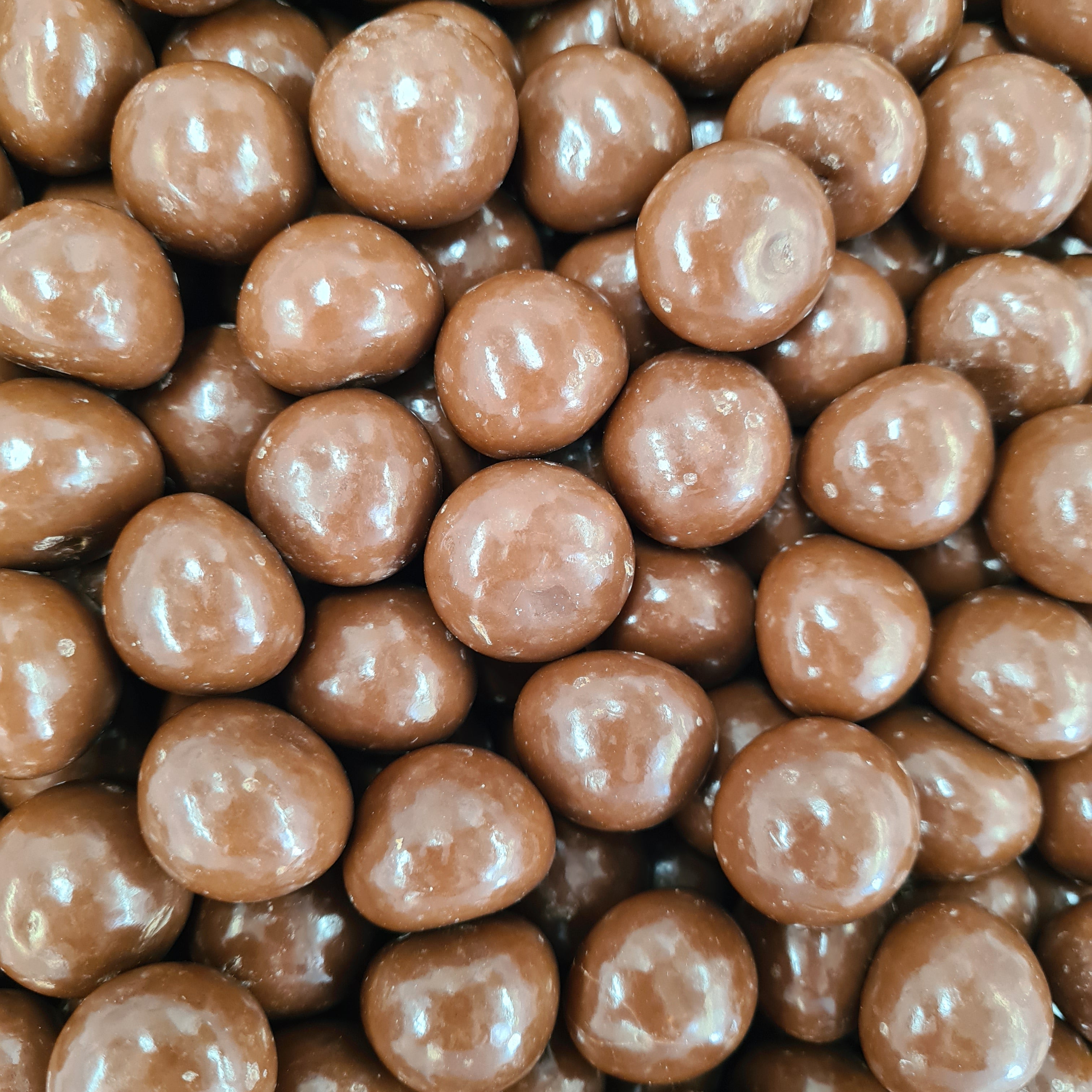 Choc Raspberry Balls – The Sweets Lab